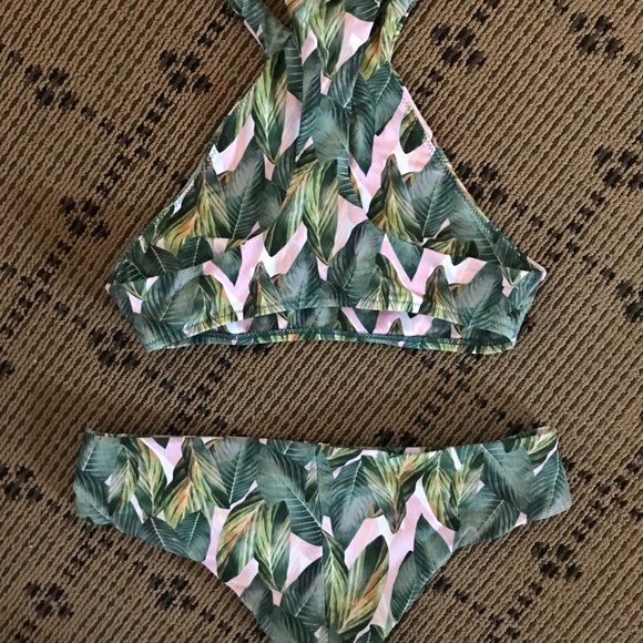Show Me Your MuMu | Swim | Show Me Your Mumu Bikini In Peachy Palm | Poshmark